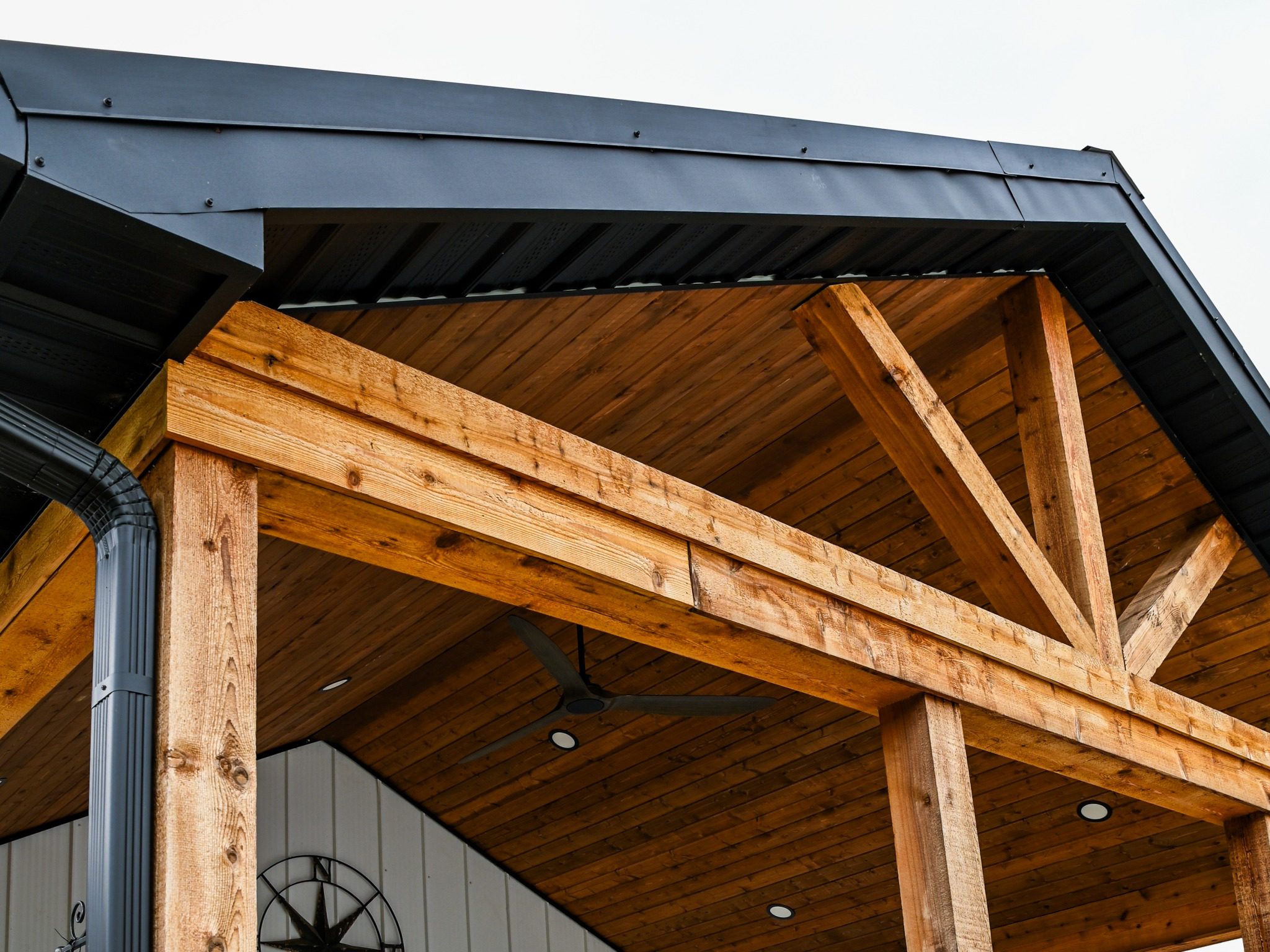 Metal vs. Wood Trusses for Barndominiums | Watson Metals